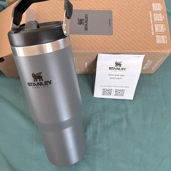 Stanley | Other | New Stanley 3 Oz Quencher Ice Flow Charcoal Color ...